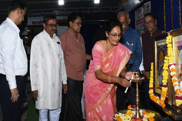 विश्वमंगलाची कामना करणार्‍या संतश्रेष्ठांSudha Murthy - Tarun Bharat Nagpur