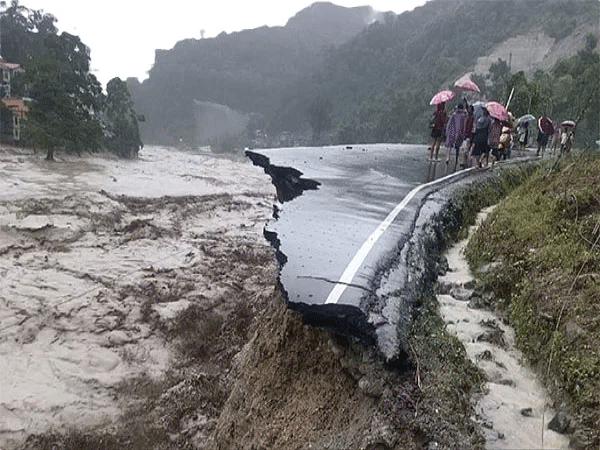 Sikkim Heavy rain : सिक्कीमला पुराचा तडाखा - Tarun Bharat Nagpur
