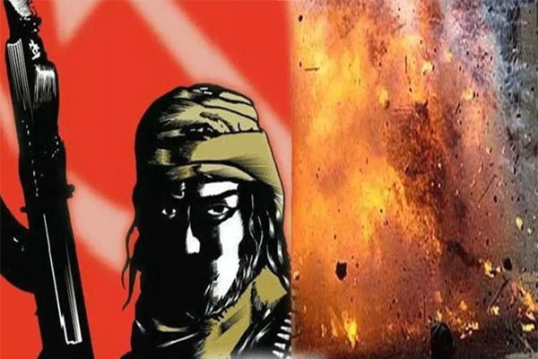 नक्षलवाद्यांचा आयईडी स्फोट Naxalite Attack - Tarun Bharat Nagpur