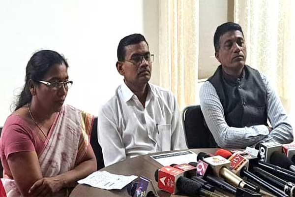 ऐतिहासिक होणार्‍या विधवा महिला परिषदेत सहभागी Prof. DS Lahane - Tarun ...