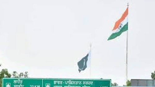 Attari border Tiranga : अटारी सीमेवर फडकणार देशातील सर्वात उंच तिरंगा ...