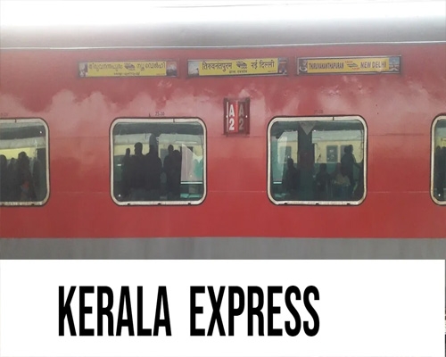 आणि गेला स्वछता कर्मचाऱ्यांचा जीव kerala express - Tarun Bharat Nagpur