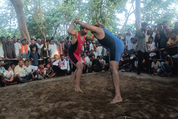गिरडच्या मातीतील कुस्ती samudrapur-wrestlers - Tarun Bharat Nagpur