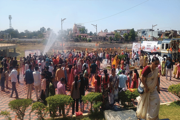 हजारो भाविकांनी केले पवित्र Mahakumbh 2025 - Tarun Bharat Nagpur