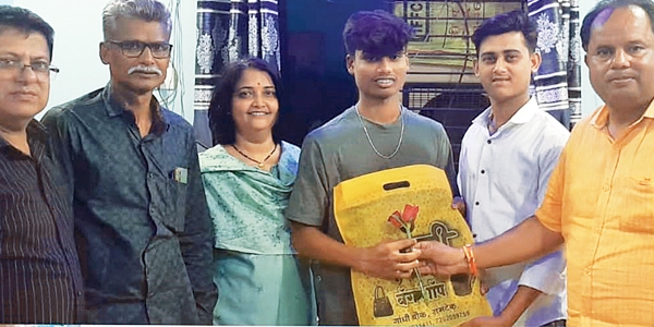 Sumit Kothari गुणवंतामुळे वाढतो गावाचा नावलौकिक - Tarun Bharat Nagpur